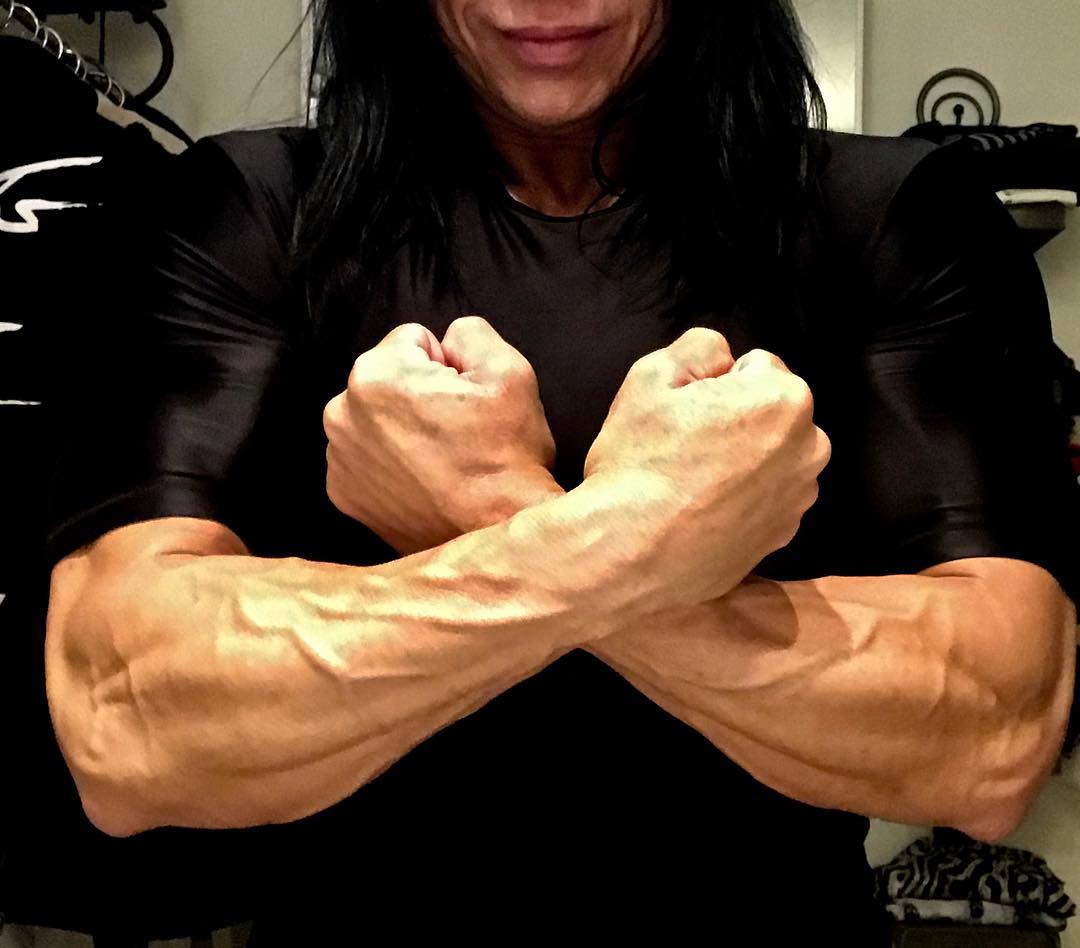 FEMALE BODYBUILDER : IRENE ANDERSON - SHE STRONG