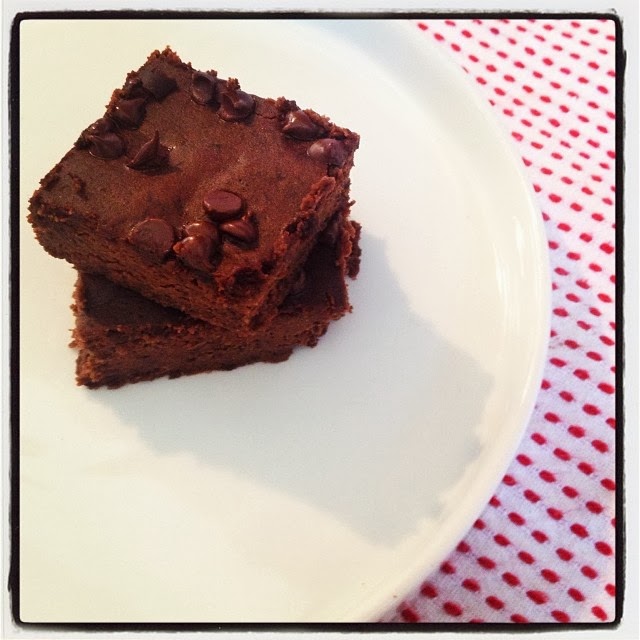 gluten-free musings: Black Bean Flourless Brownies