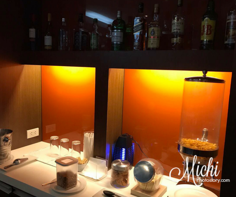 Michi Photostory: Glimpse of Miascor Airport Lounge at NAIA 1 (Closed)