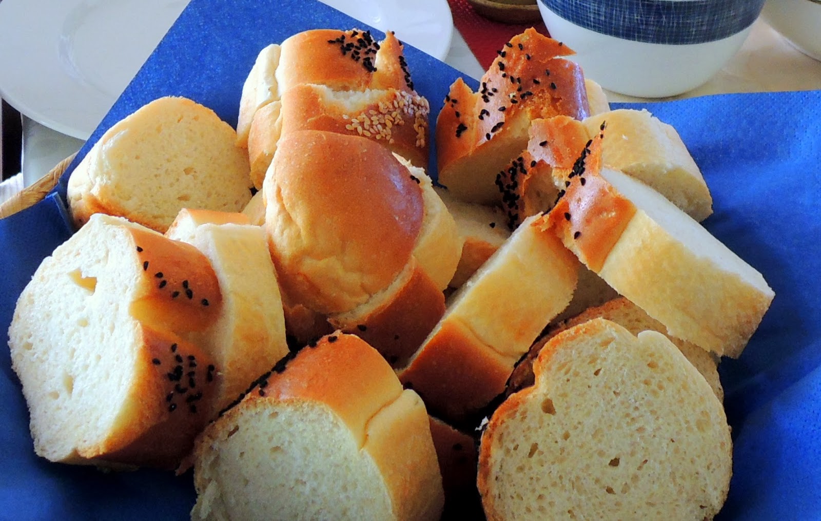 Around the World - in favorite recipes: Breads