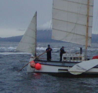 TriloBoat Talk: YULOH: The Chinese Sculling Oar