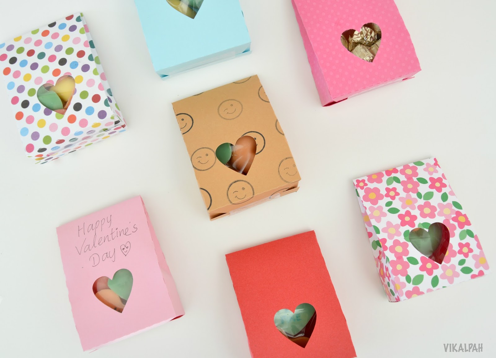 Vikalpah: Treats box for valentine's day - Free cut file