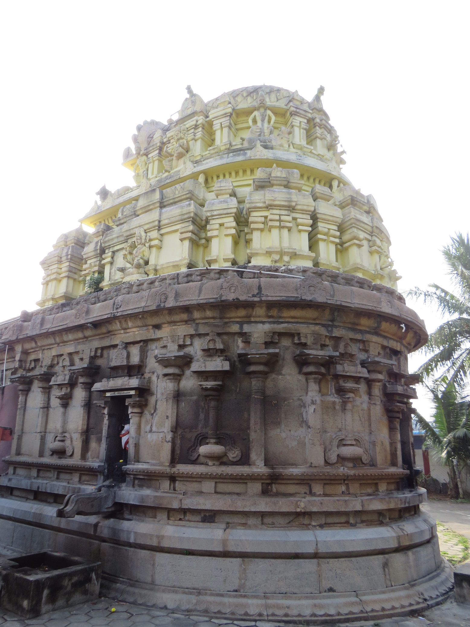 Indian Columbus: Somangalam Somanatheeswarar Temple