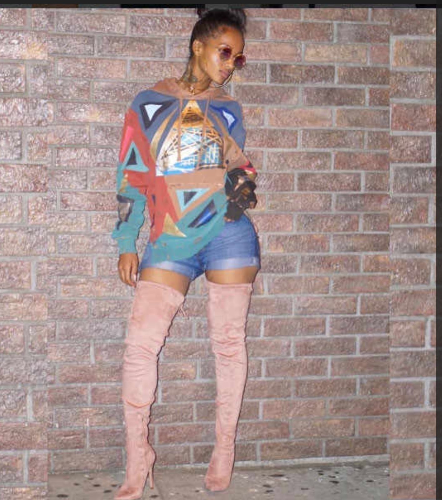 HIP HOP PROFILE OF A RETURNING FEMALE RAPPER