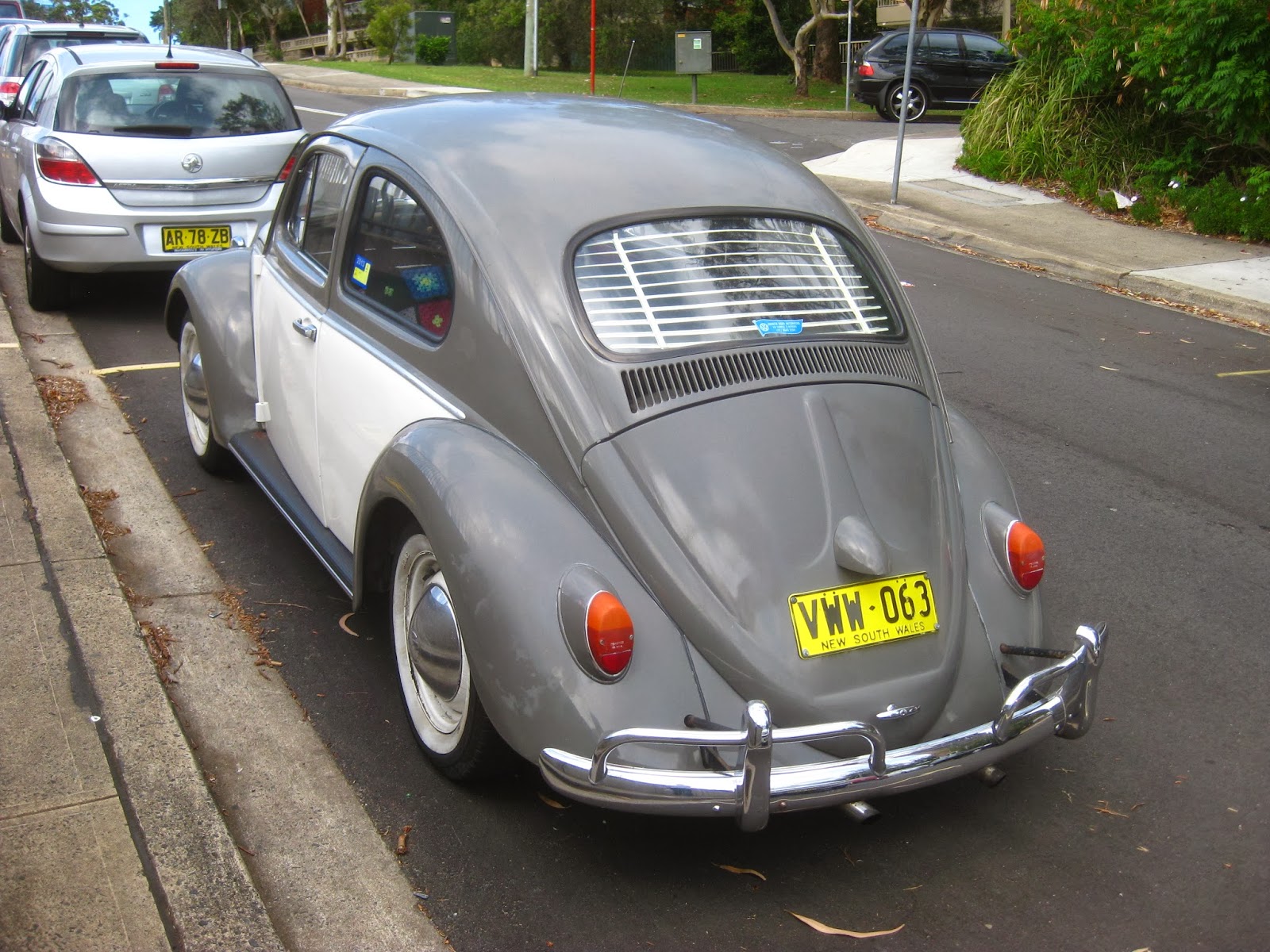 Aussie Old Parked Cars: 1963 Volkswagen Beetle