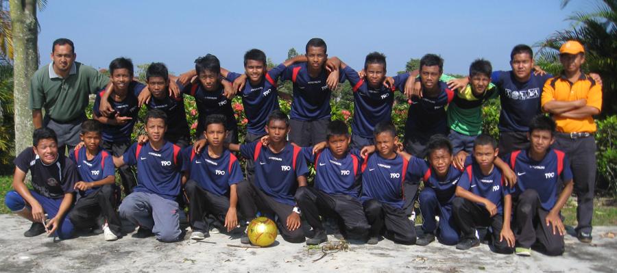 Pengurusan Kokurikulum: SMKBT TEMPAT KETIGA KUMPULAN D PERTANDINGAN ...