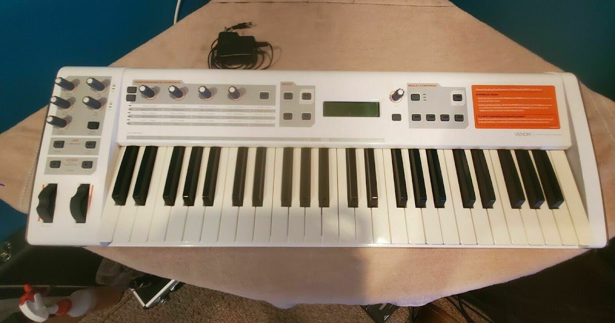 MATRIXSYNTH: M-AUDIO VENOM VIRTUAL ANALOG SYNTHESIZER