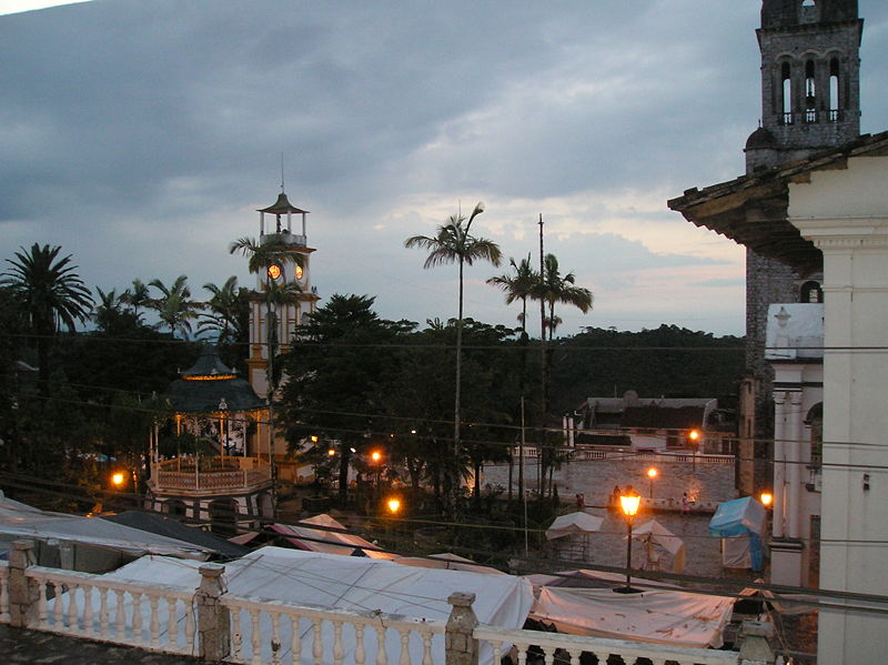 Tourism in real mexico - english version: cuetzalan