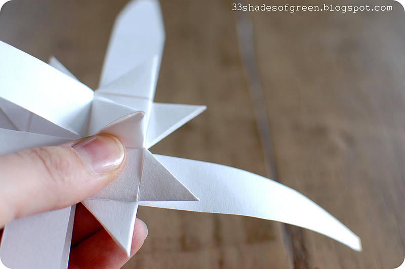 33 Shades of Green: Handmade Holidays: Moravian Star Tutorial