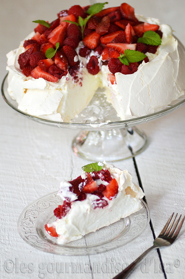 PAVLOVA AUX FRAISES ET FRAMBOISES