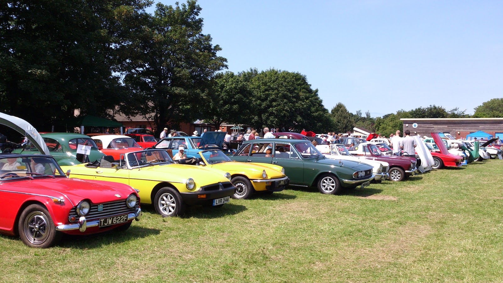 Life On Cars: Lydiate Classic Car Show nails the feelgood vibe