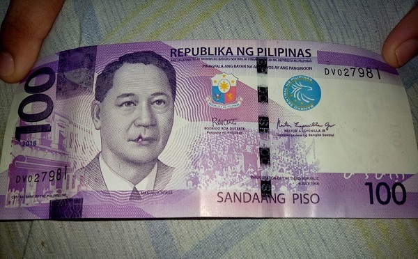 LOOK: Netizen shares photo of Php100 bills with hilarious printing error