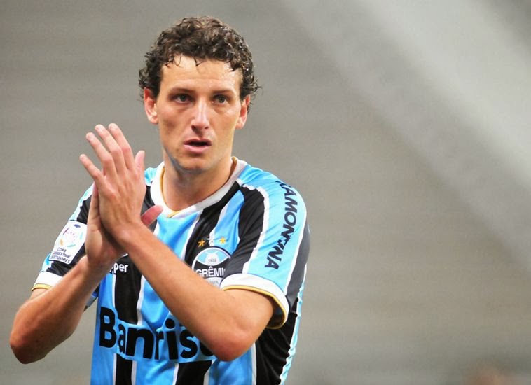 Verdão de Coração: Palmeiras tenta empréstimo de Elano, que se anima ...