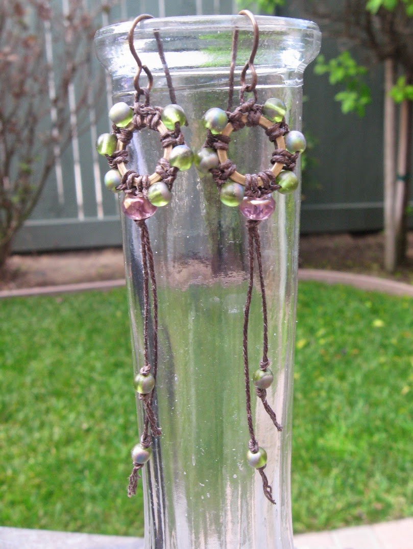 Silver Parrot: Waxed Linen Cord Blog Hop