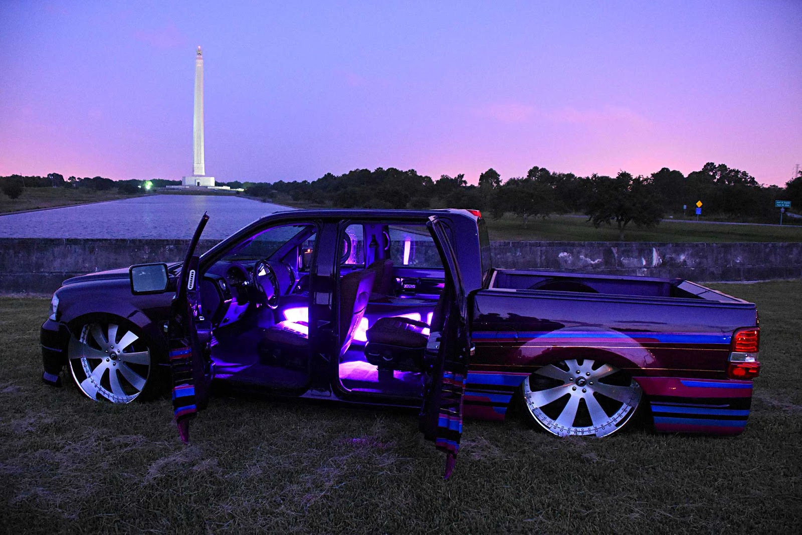 BIKERS/KUSTOM/MEETING/MUSIC....: préparation lowrider: 2006 Ford F-150