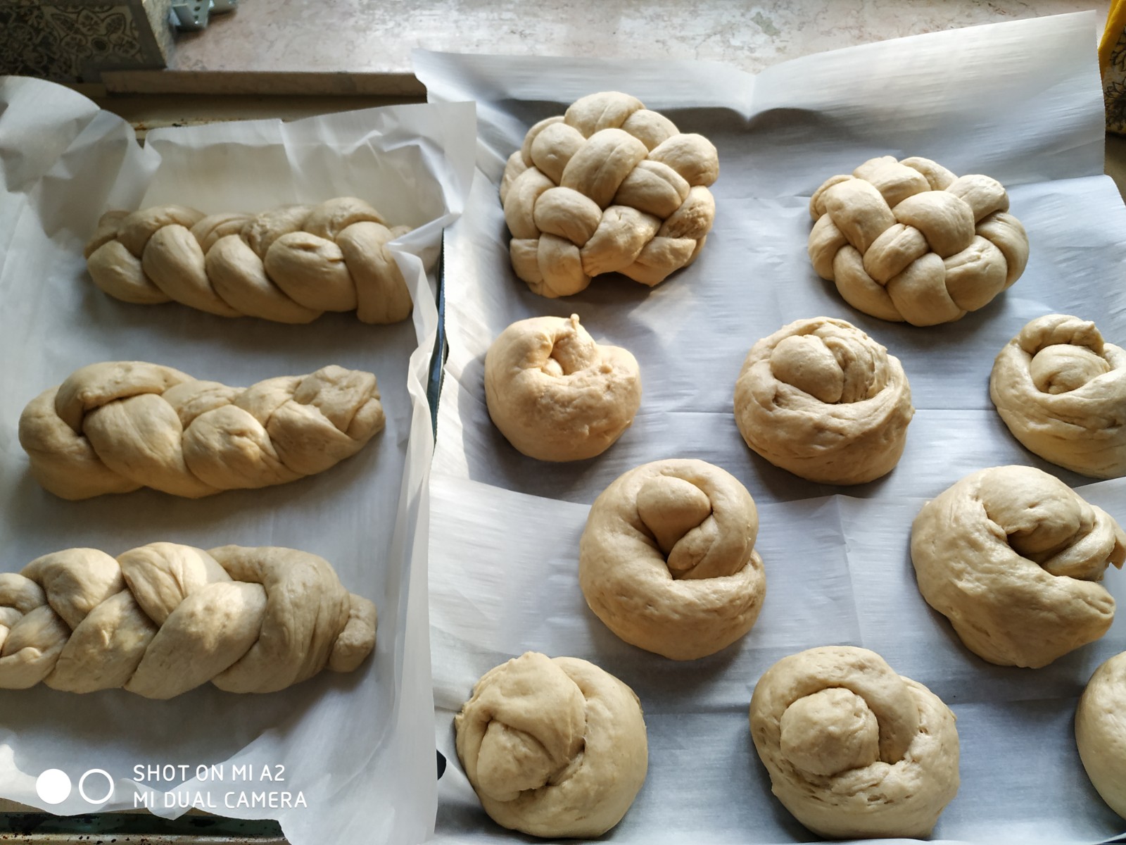 A Jewish Grandmother : "How to Make Challot" in Pictures