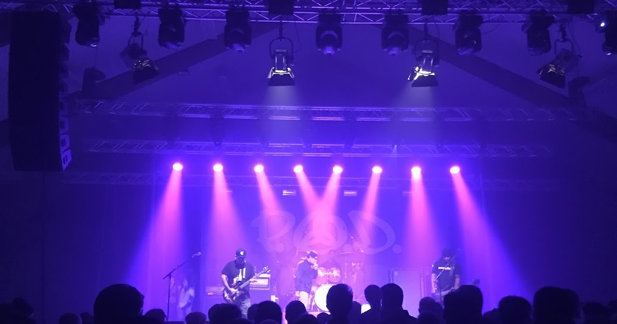 Úr London í Høllina á Hálsi