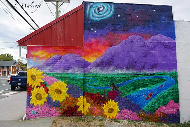 The View from Squirrel Ridge: Mural Random-osity