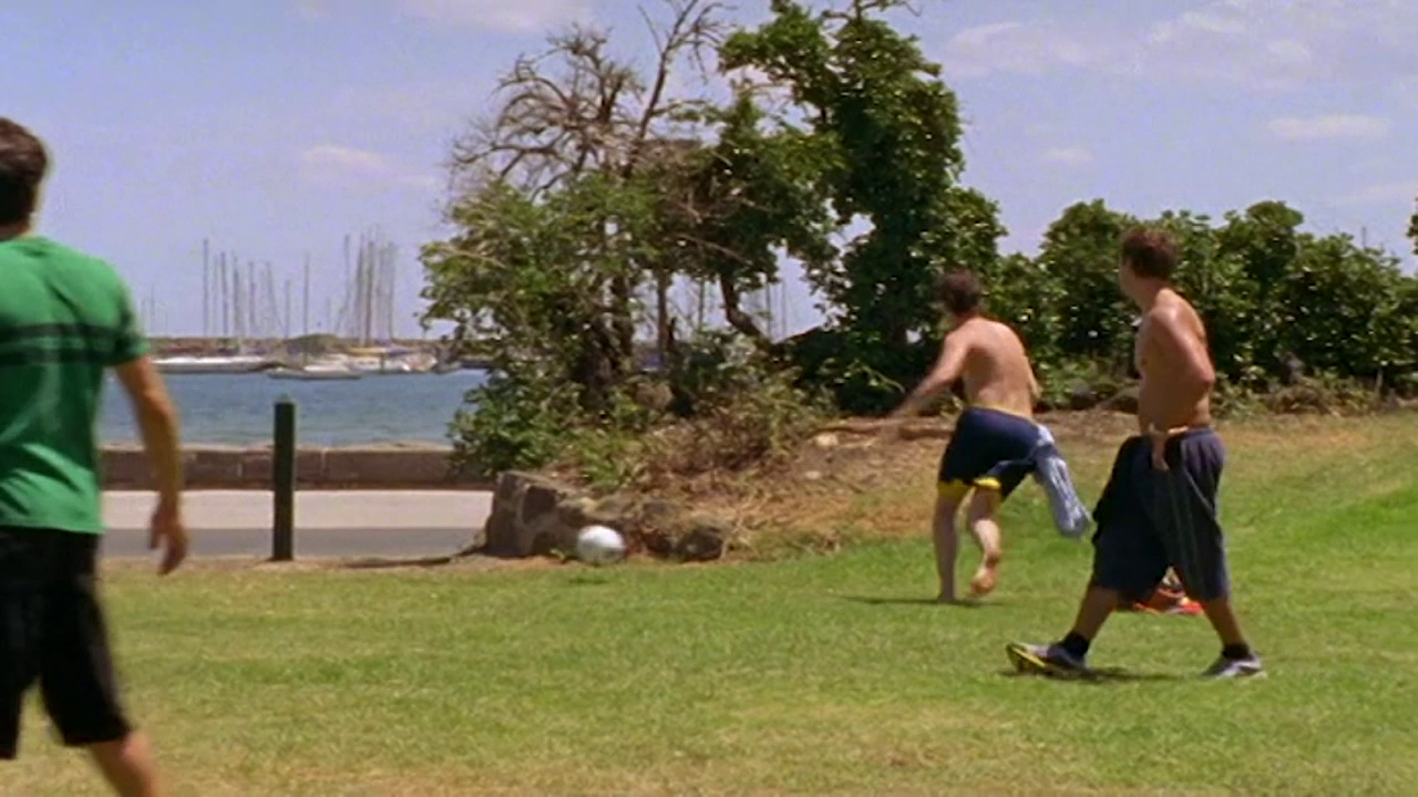 ausCAPS: Samuel Johnson, Sandy Winton and Spencer McLaren shirtless in ...