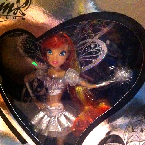 ¡Nuevas imágenes de la muñeca Bloom Believix Silver! - Winx Club All