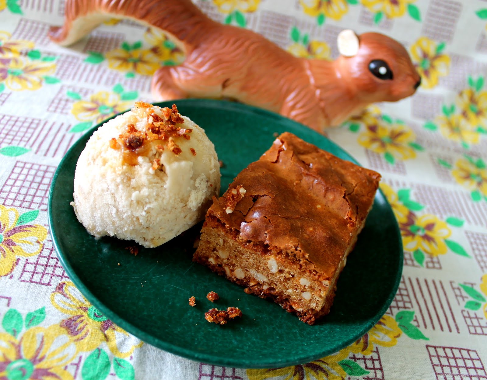 *~my house is cuter than yours~*: $7,500 Butterscotch Chewy Cake