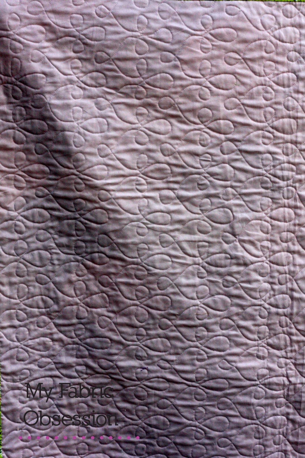 My Fabric Obsession: Clamshell Quilt: a Finish