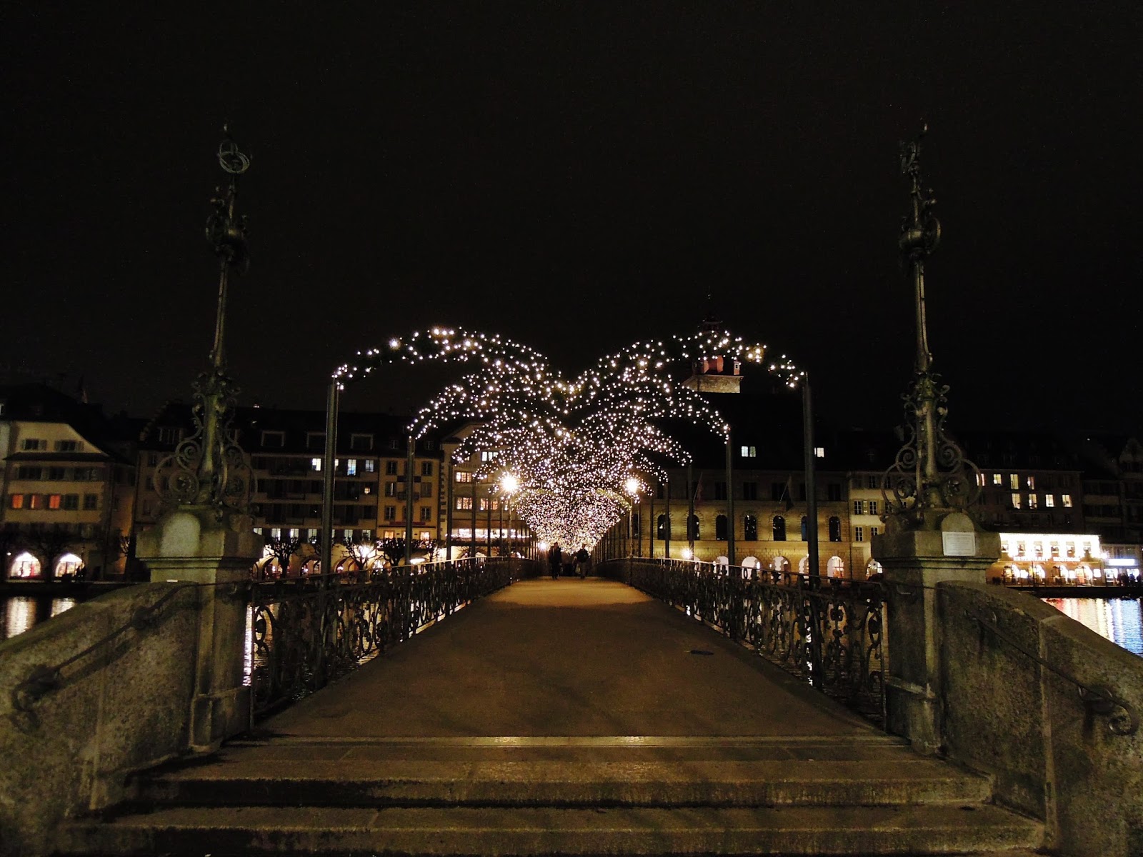 Lucerna a Natale ovvero di luci e profumo di cannella | My Scratch Map ...