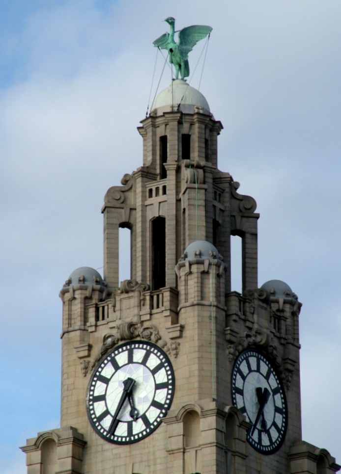 The Gents' 'Pulsynetic' Waiting Train Electric Turret Clock Movement ...