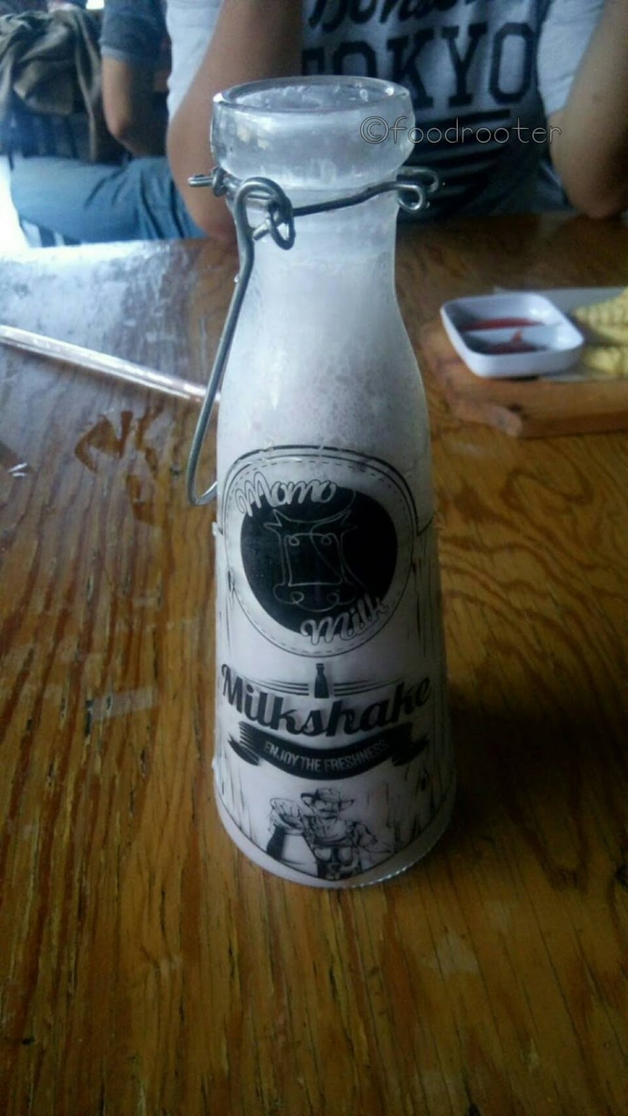 Momo Milk Barn - Bogor - FoodRooter