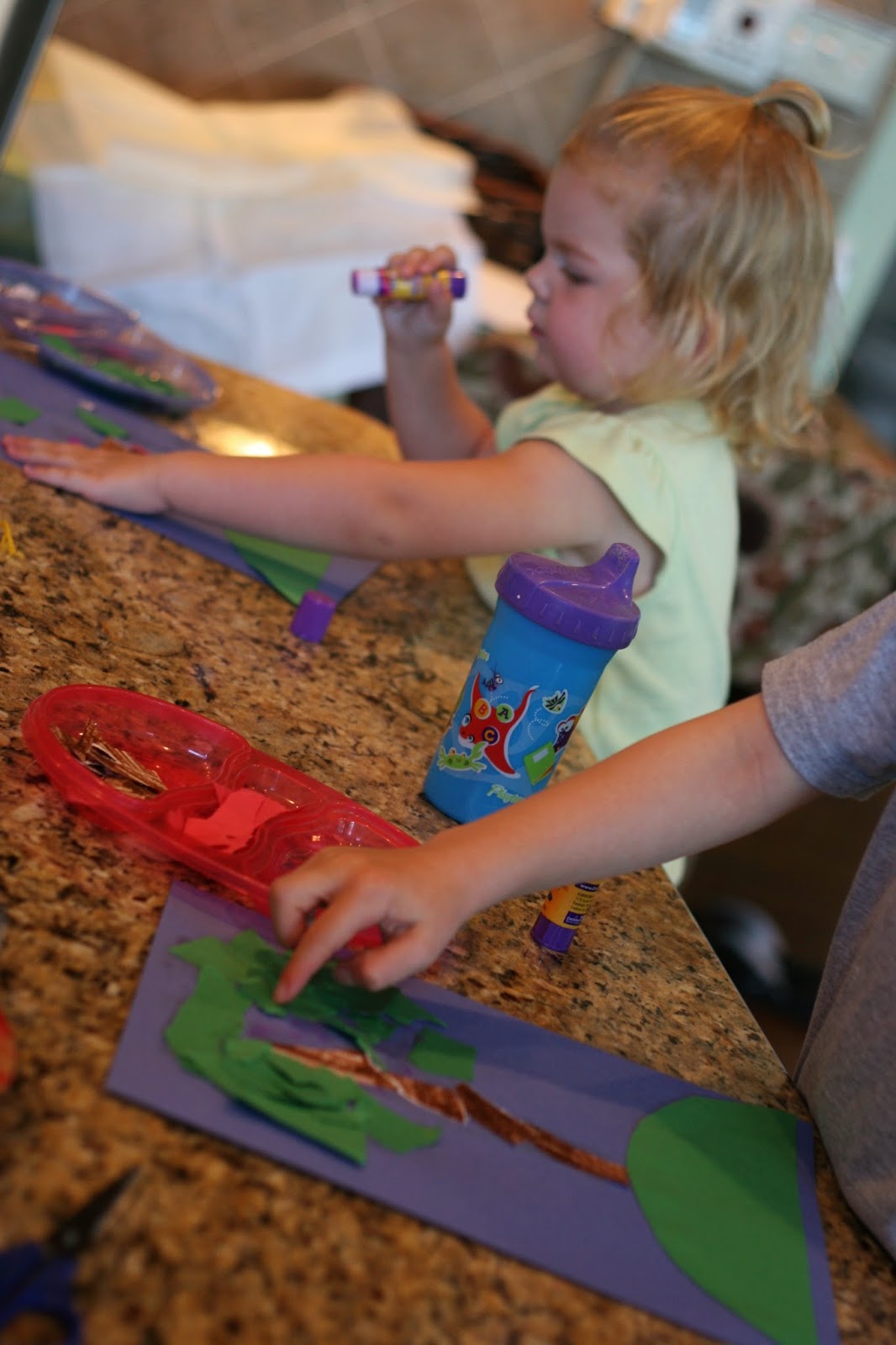 Letter A week- Apples, Ants, Alligators, and Astronauts (Day 2 ...