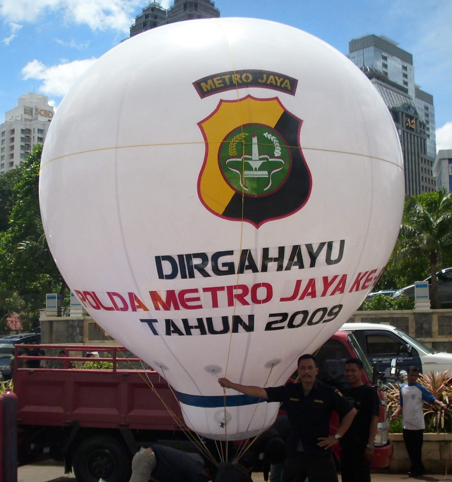 BALON IKLAN BALON PROMOSI UDARA | BALON GATE BALON PROMOSI BALON ...