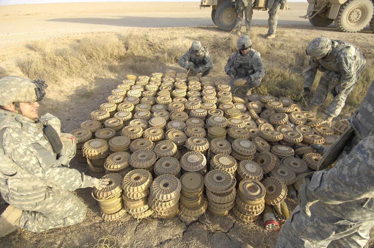 War News Updates: The U.S. Wants 'Smart' Landmines For Future Wars