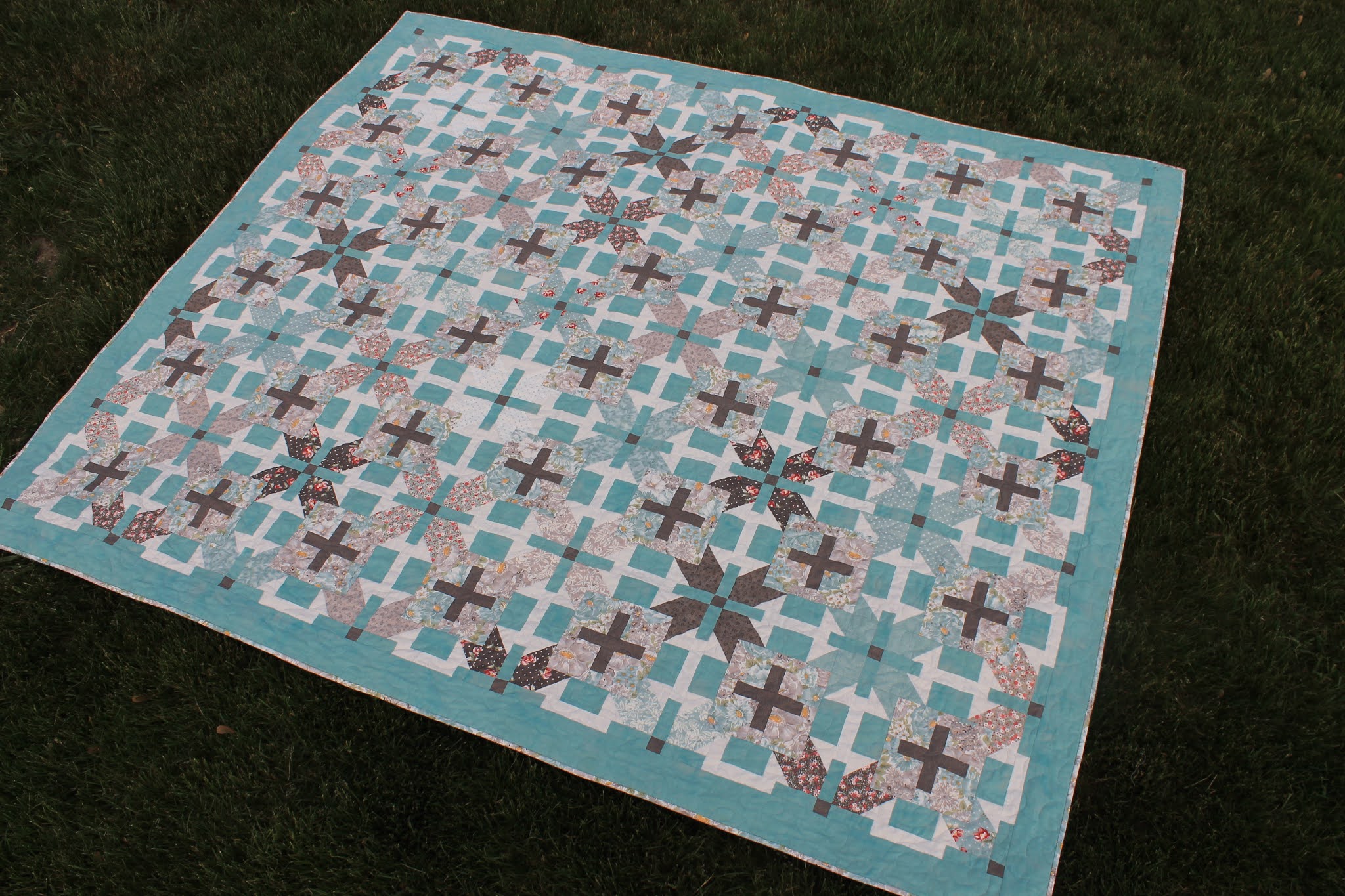 SunShine Sews...: Silver Linings Quilt