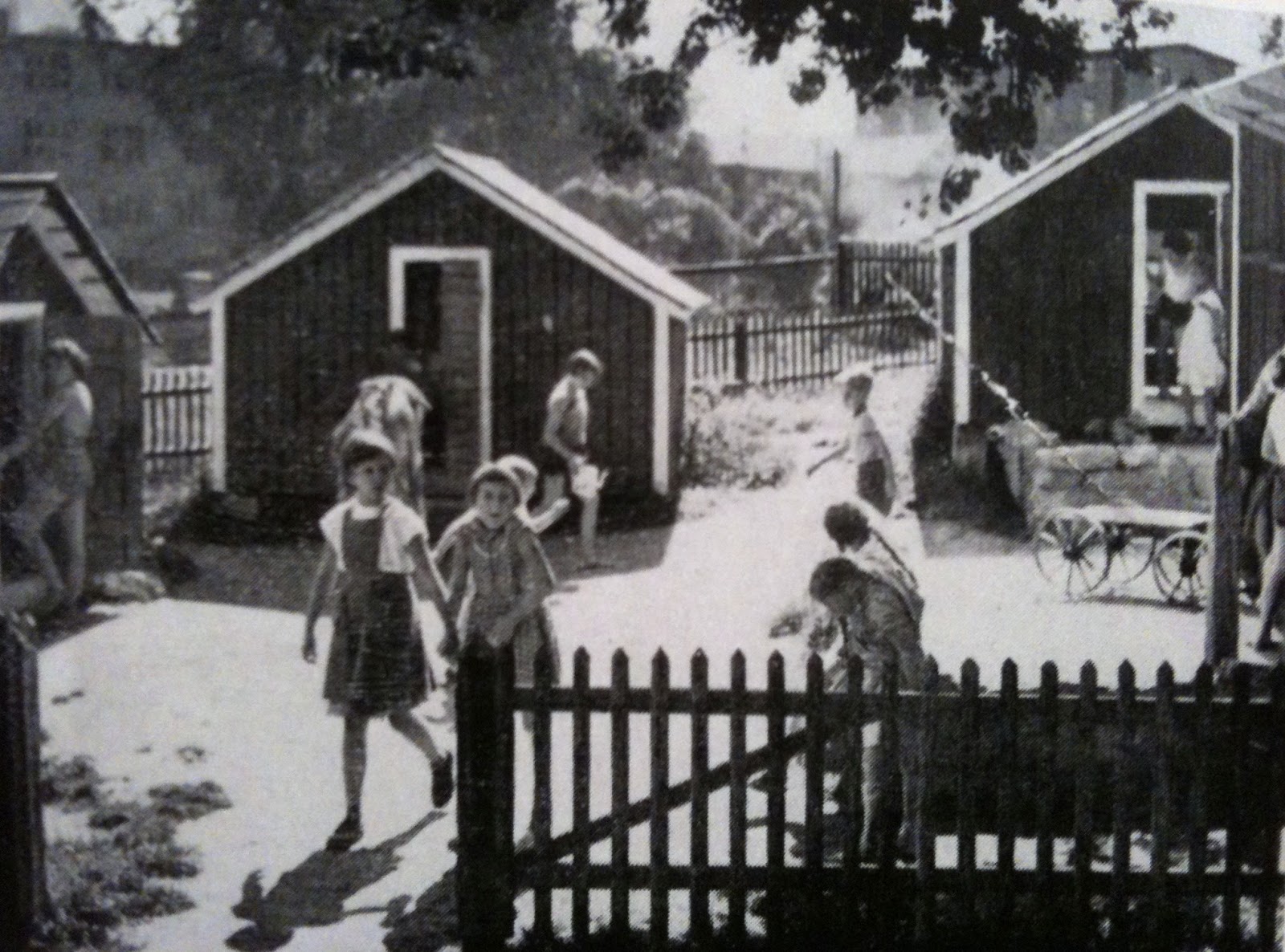 world's children: Alfred Trachsel, Swiss playground hero