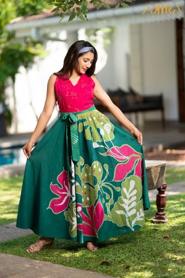 Sri Lanka Latest Bathik Frock Design For Girls 2021 Sarangi Fashion lk ...