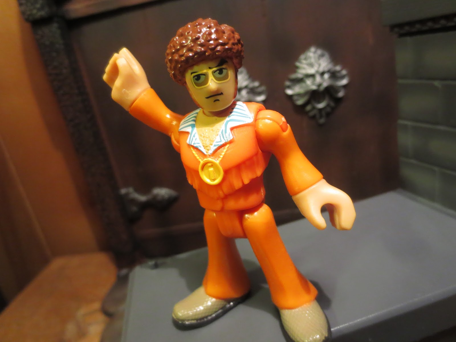 Action Figure Barbecue: Action Figure Review: Disco Guy from Imaginext ...