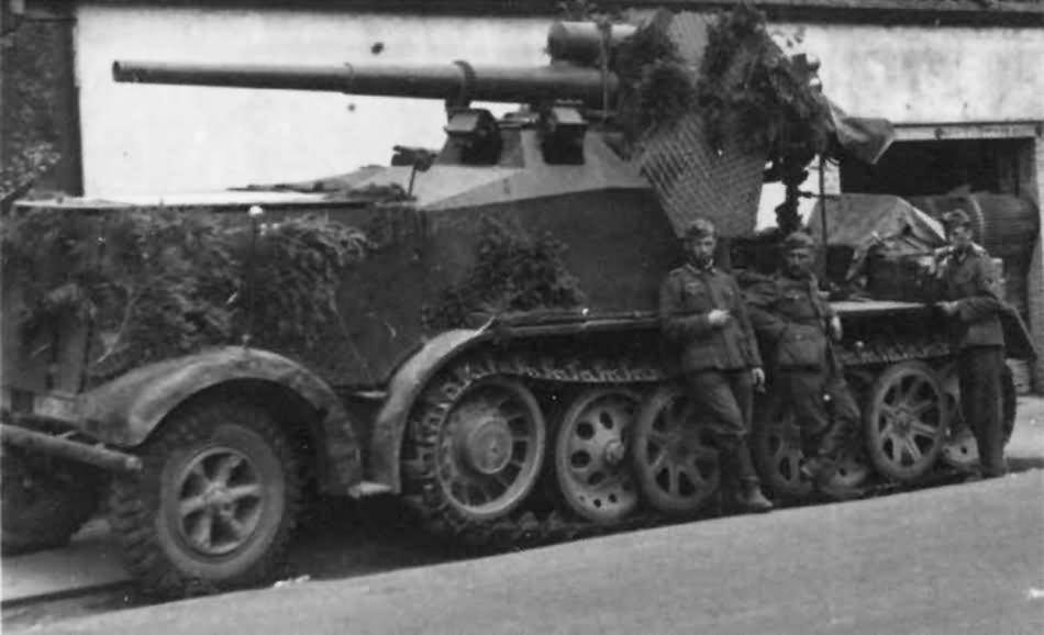 Travel and history: 8.8 cm Flak 37 Selbstfahrlafette auf 18 ton ...
