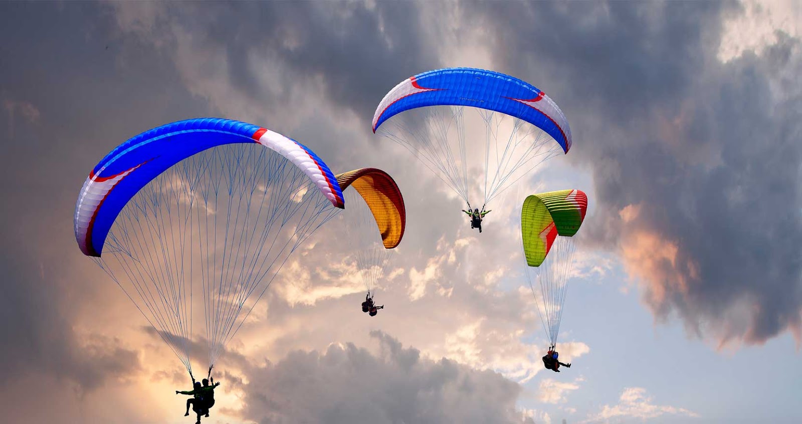 Investiguemos las Historia del parapente... - FIying Sky Constanza
