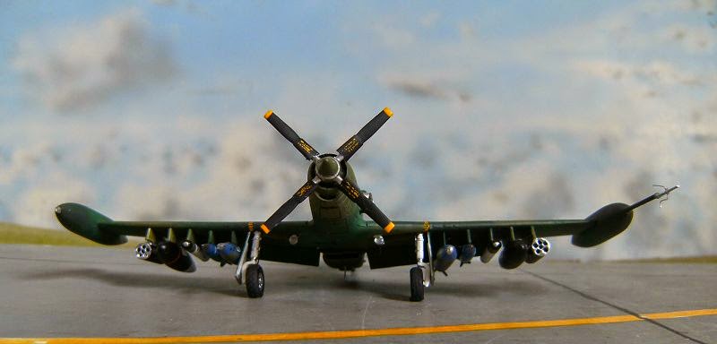 Happyscale-Modellbau: Piper PA-48 Enforcer - conversion of Academy F ...