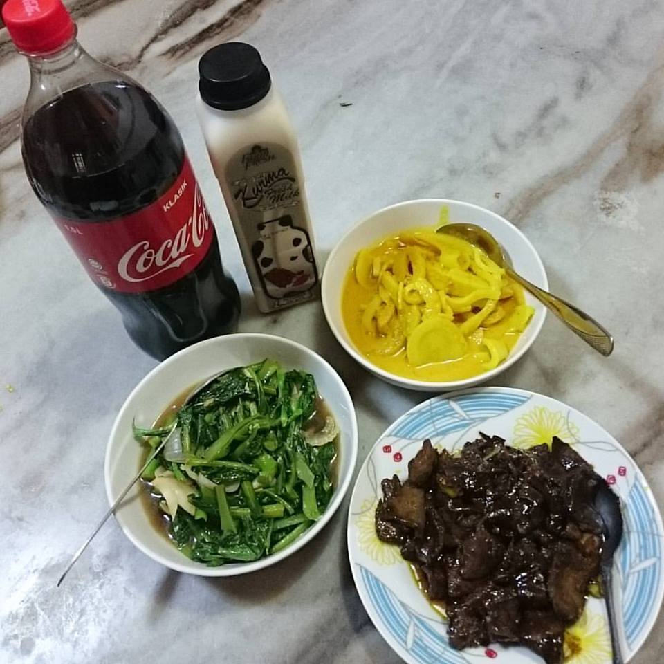 My Life & My Loves ::.: Susu Kurma Farm Fresh ada di jual di Aeon AU2 ...