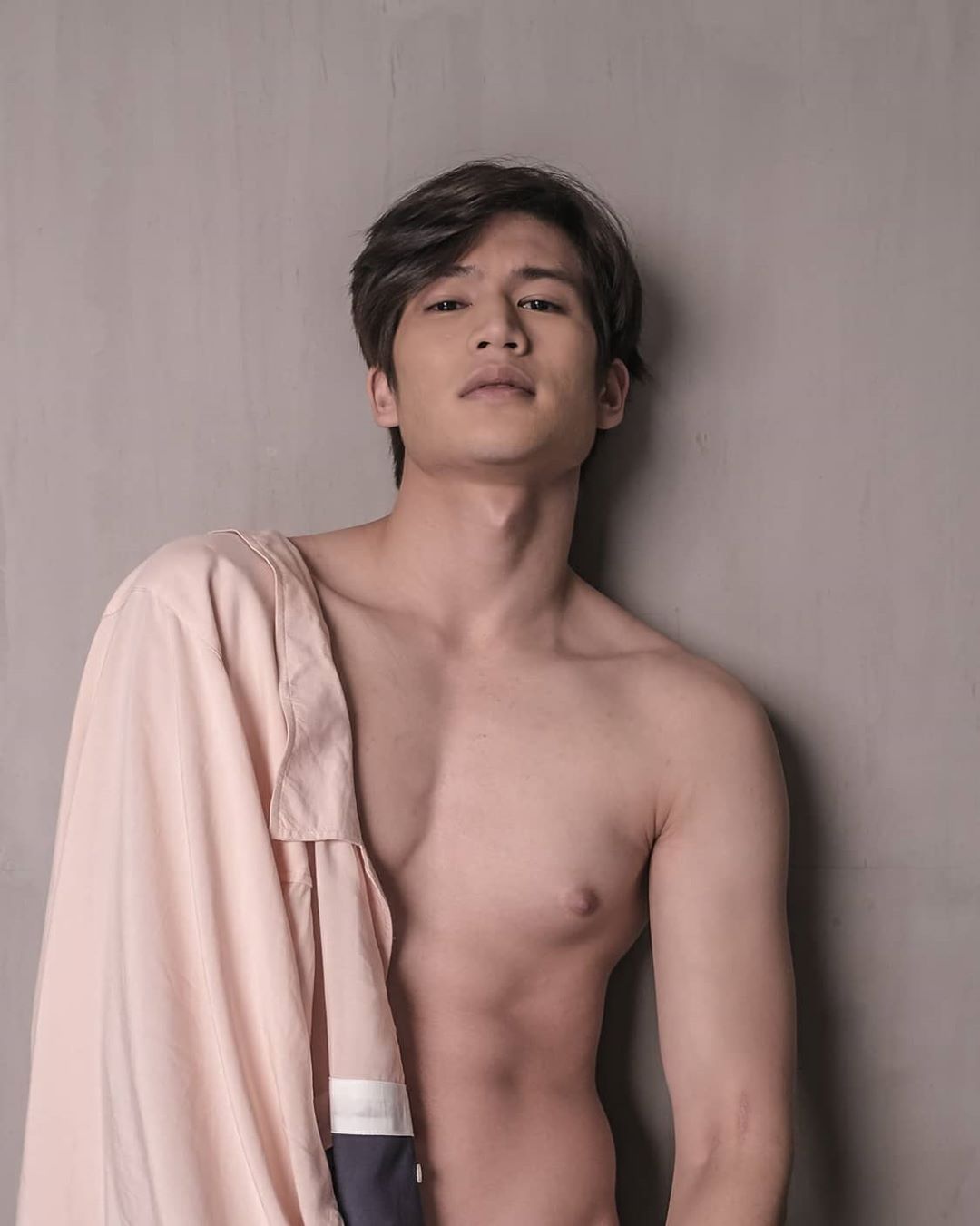 This Guy's World: Gil Cuerva by Vyn Radovan