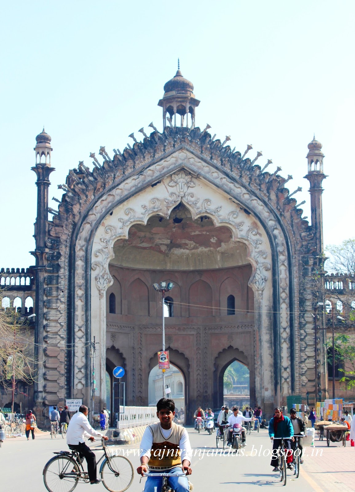 Tales Of A Nomad: The Mughal Wonders of Lucknow...!!