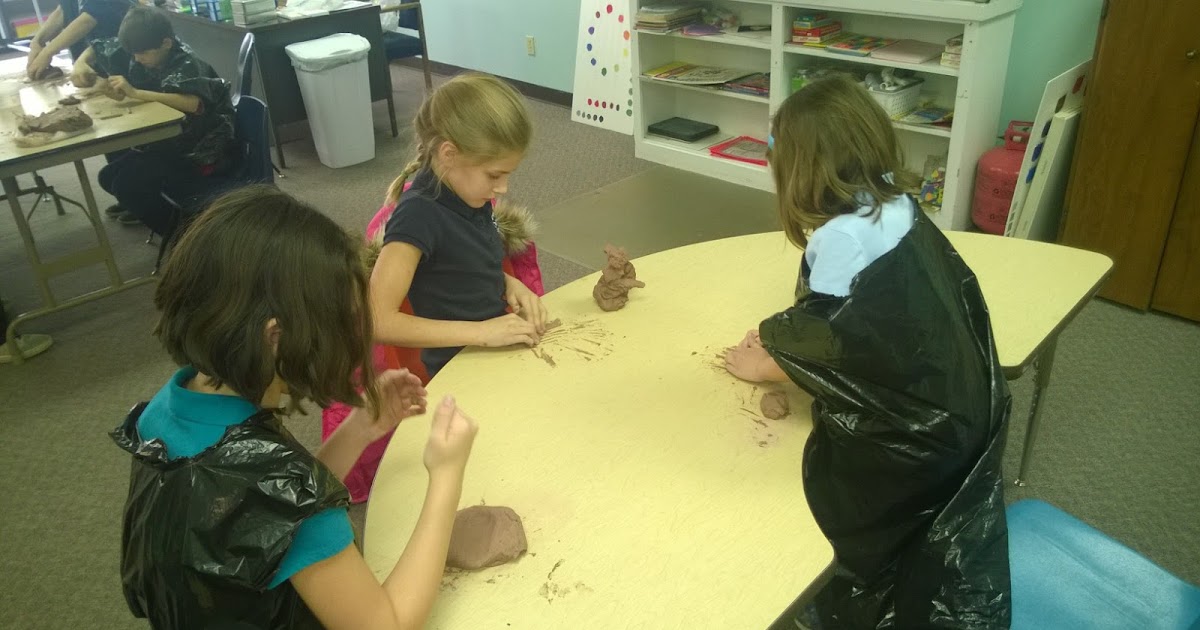 Velbis' Classroom: Clay in Art Class