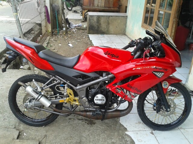 Modifikasi ninja rr mono 150 jari jari drag airbrush racing look jadi ...