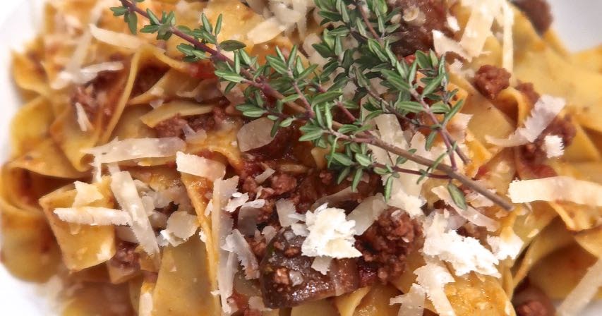 Scrumpdillyicious Guys Tagliatelle Alla Bolognese Classic Comfort Food