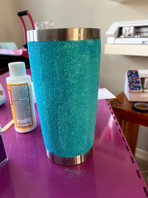 How to Make Glitter Tumblers with Epoxy for Beginners - Silhouette School