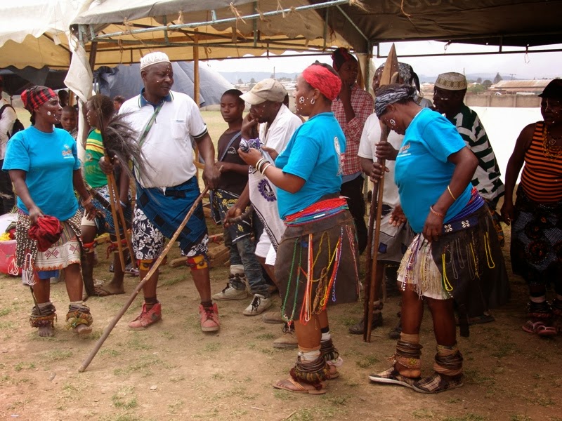 KINGOTANZANIA:: HABARI, PICHA NA MATANGAZO: WASANII wa maigizo na ngoma ...