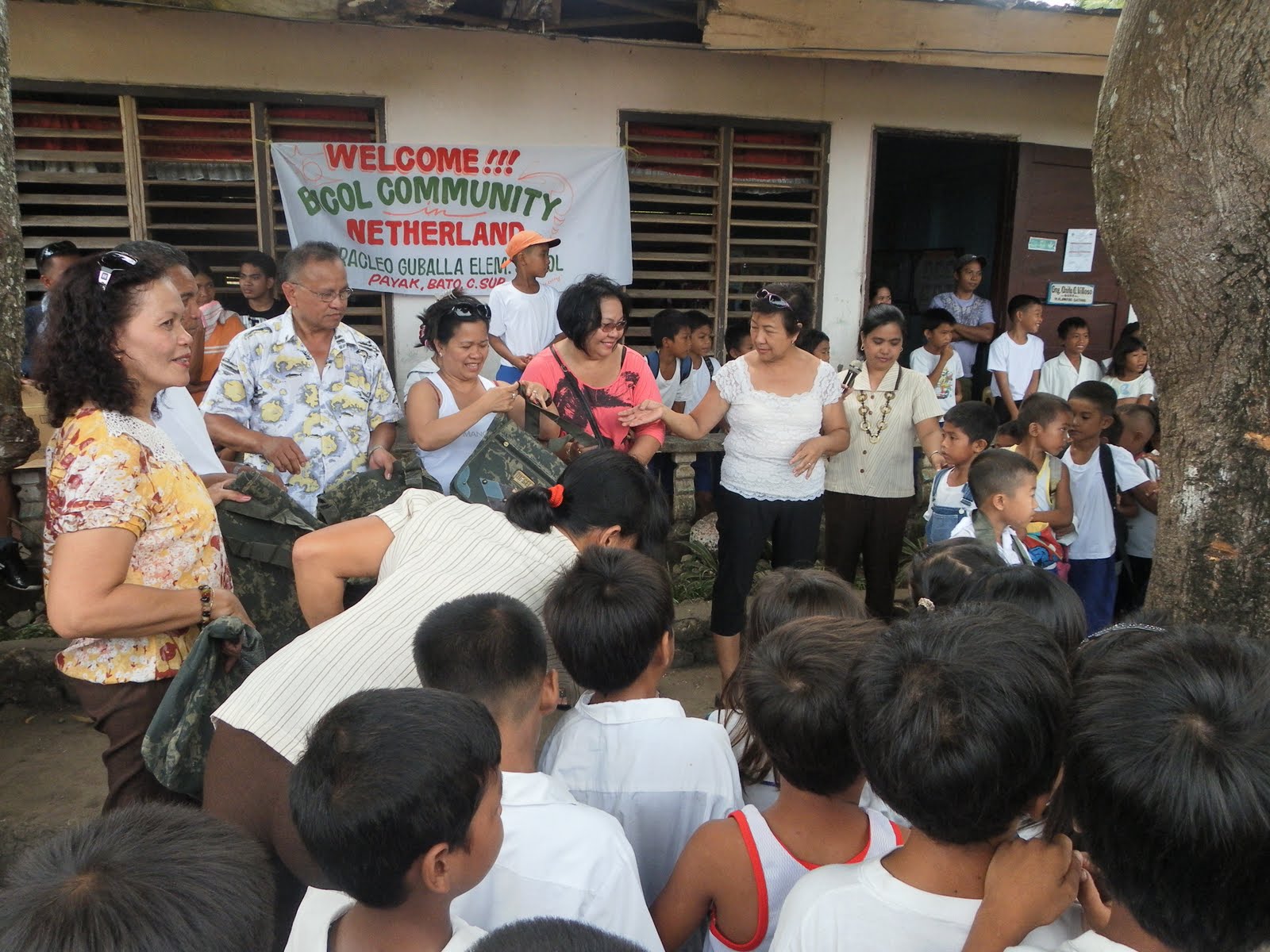 BCN Community news: PROJECT HELP IN BICOL REGION