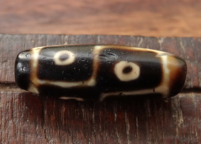 Tibetan dZi and other Himalayan Beads