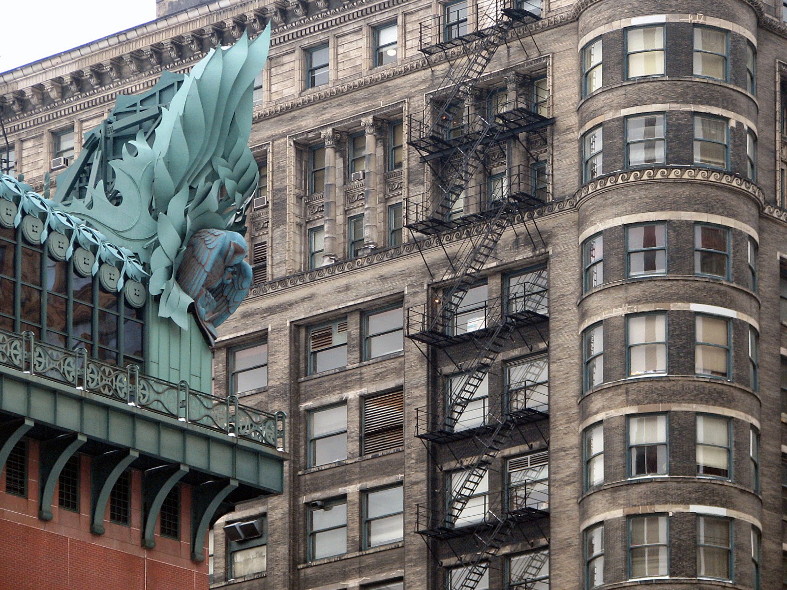 Harold Washington Library and The Old Colony: Great Buildings? Owl Say ...